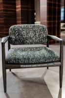 China Modern Minimalist Armchair and Ottoman Set, 760×720×750mm & 610×410×410mm, Wooden Frame with Optional Upholstery for sale