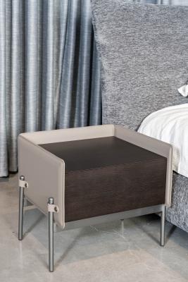 China Modern Minimalist Nightstand, 550×500×500mm, Oak Veneer with Premium Saddle Leather and Stainless Steel Frame for sale