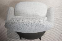 China Modern Minimalist Lounge Chair, 880×800×850mm, Metal Leg Frame with Optional Upholstery for sale