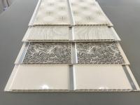 China Middle Groove 2.5kg Per Sqm Decorative PVC Panels Ceiling Decoration for sale