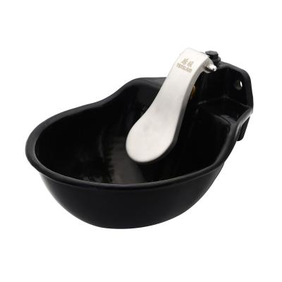 China 4 Hole 2.5L 8.4L/Min Powder Coated Horse Water Bowl for sale