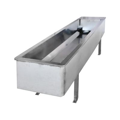 China 304 Stainless Steel Cow Drinking Trough Polished For Dairy Farms for sale