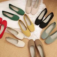 China Classic Slip On Flat Ballerina Shoes Round Toe For Versatile Style for sale