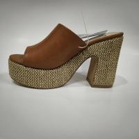 China Leather Lined Womens Slip On Platform Pump Heels for sale