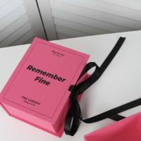 China Custom Printed Folding Gift Paper Box Pink Color for sale