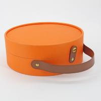 China Custom Luxury Cardboard Packaging Mooncake Gift Box With Leather Handle for sale