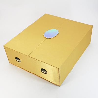 China Customized Cardboard Gift Boxes With Magnetic Lids Flat Gift Box for sale