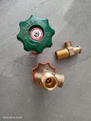 China Brass LPG Self-Closing Valve with 2.6-2.9 MPa Safety Relief and -35°C to +60°C Temperature Range for Gas Cylinder Refilling for sale