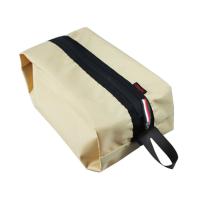 China Outdoor Sports Travel Bag Reusable Waterproof 300D Oxford with Custom Logo 30*16*14 CM for sale
