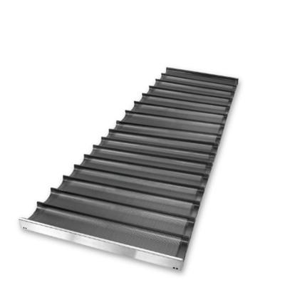 China RK Bakeware China Foodservice NSF Durashield Coating16 Channel Industrial Baguette Baking Tray for sale