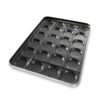China RK Bakeware China Foodservice NSF Durashield Coating Hamburger Pan Baking Tray With Structural Ribs for sale
