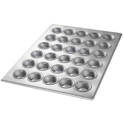 China RK Bakeware China Foodservice NSF 26200 Mini Fluted Cake Pan Mini Fluted Tube Cake Trays for sale