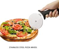 China 10cm Stainless Steel 430 Pizza Wheel Cutter With Pp Handle Round Plastic Cutter Server for sale
