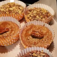China Greaseproof Paper Baking Cups Large Muffin Liners Cupcake Jumbo Muf 3.5 Inch for sale
