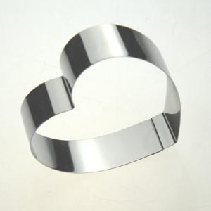 China RK Bakeware China Foodservice NSF Heart Shape Stainless Steel Mousse Cake Ring Mold for sale
