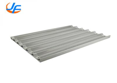 China RK Bakeware China 6 Flute Aluminum Baguette Pan 18
