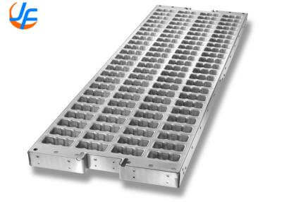 China RK Bakeware China-IBCO Auto Bake Serpentine Line Nonstick Muffin Cake Tray for sale