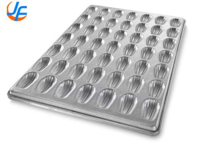 China RK Bakeware China-Chicago Metallic 25400 Glazed Aluminized Steel Madeleine Pan  Mini Star Specialty Cake Pan for sale