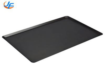 China RK Bakeware China Foodservice Telfon Nonstick 600*400mm Wire in Rim Aluminum Bun Baking Tray Pan for sale
