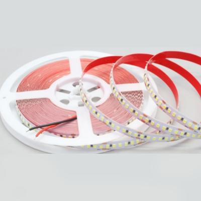 China DC24V Flexible LED Strip Light Shear Distance 8 cm Luminous Flux 1600LM/M for sale