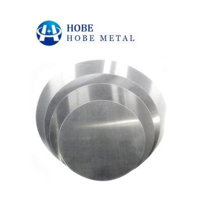 China The Hot 1050/1060/1070/1100 Silver Coated Aluminum Circles Are Used In Cookware And Kitchen Utensils for sale