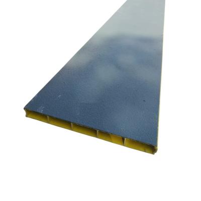 China Anti Slip Fiberglass Shaped Profiles Board Walkway Platform Cover Plate FRP Decking Plank for sale