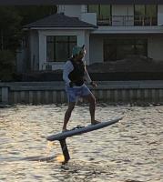 China Customized Efoil Surfboard Top Quality Electric Hydrofoil Battery Powered Surfboard e-foil board for sale