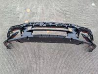 China Car Parts EVO Two Wheel Drive 2019-2020 Type Body Kit Front Bumper Hot Selling Original for Lamborghini Huracan Standard Bolts for sale