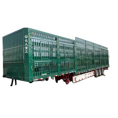 China Max Payload 30000 kg Semi-Trailer Truck for Livestock Poultry Transport in Hot Demand for sale