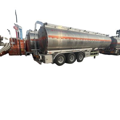 China 3 Axle 42000L 45000L Diesel Oil Fuel Tanker Semi Trailer for Truck Logistics Solution for sale