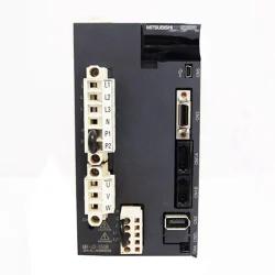 China Mitsubishi PLC Module Compatible with MRJ3 200A Servo Amplifier 3 Phase 200 to 230 VAC Input Voltage and 2 Kilowatt Capacity for sale
