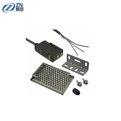China E3S-AR81 2M Photoelectric Switch Retroreflective Type Sensor for sale