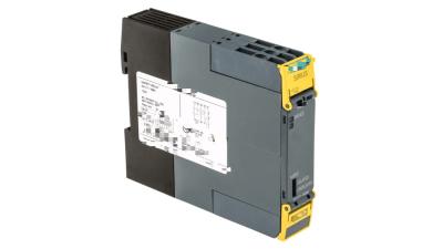 China 3SK1211-1BB40 a SIRIUS safety relay output expansion module featuring 4 normally open (NO) safety enabling circuits and 1 normally closed (NC) signaling circuit，24V DC with screw-type terminals for sale