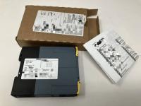 China 3SK1211-1BB40 a SIRIUS safety relay output expansion module featuring 4 normally open (NO) safety enabling circuits and 1 normally closed (NC) signaling circuit，24V DC with screw-type terminals for sale