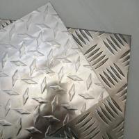 China 1050 1060 5052 4.5mm Thick Checkered Plate Aluminum Plate Embossed Sheet Aluminum Tread Plate for sale