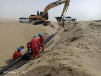 China Self made DN 150 large diameter bonded solid wall rubber composite pipe for oilfield gas for sale