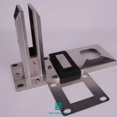 China Frameless Pool Fence Spigots , Angle / Height Adjustable Glass Fence Spigot for sale