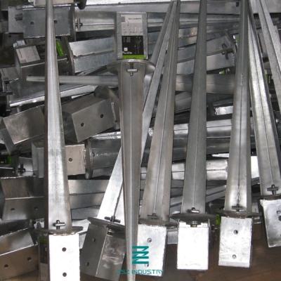 China Hot Dipped Galvanized Fence Fittings Pole Anchor Easy Installation for sale