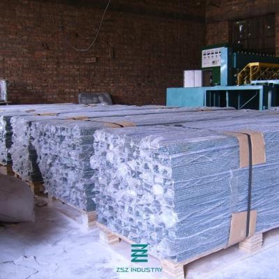 China Anti Corrosive Metal Fence Posts Easy Installation For 2D Wire Mesh Fence Panel for sale