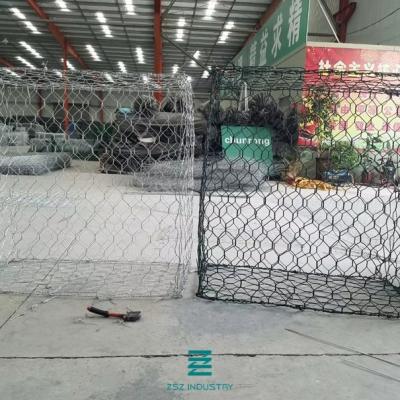 China Garden Fencing Wire Mesh Fence Rolls With Good Corrosion Resistance for sale
