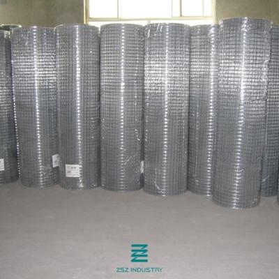 China Construction Wire Mesh Fencing Rolls , Silver Welded Wire Fence Roll for sale