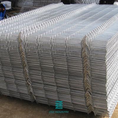 China Industrial Electric Mesh Airport Security Fence Low Carbon Iron Wire Material for sale
