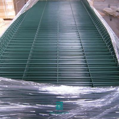 China Professional Welded Wire Mesh Fence Panels Airport Security Fence ISO9001 for sale