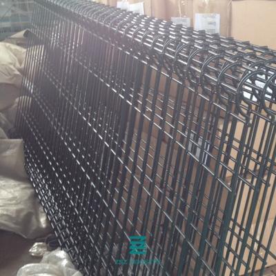China Semicircular PVC Solid Fence Welded Wire Mesh Fence Panels Custom Size for sale