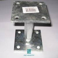 China Column Anchors Chain Link Fence Fittings Hot Dipped Galvanized 2mm Thickness for sale