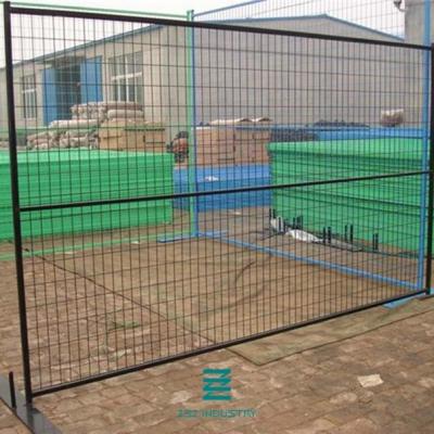 China Customizable Removable Welded Wire Mesh Fence Panels Q235 Tube Material for sale