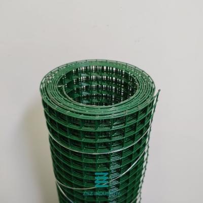 China Pvc Coated Green Garden Fencing Roll / Sheep Mesh Roll For Field Fence for sale