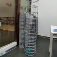 China Hinge Joint Fixed Knot Welded Wire Mesh Rolls With 50m / 100m Roll Length for sale