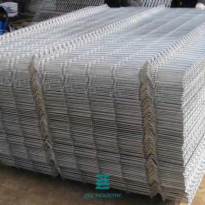 China 3d Wire Diameter 4.8mm Welded Wire Mesh Fence Panels For Construction for sale