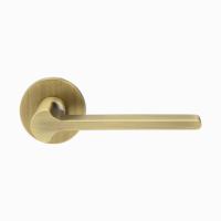China Luxury Outside Bright Solid Modern Gold Door Handles 135mm 63mm for sale
